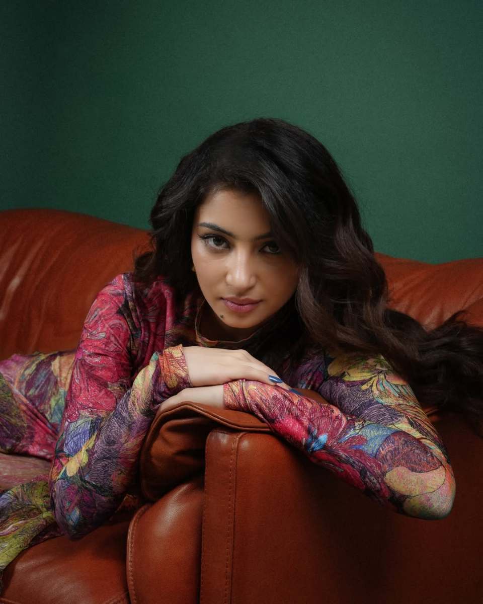 Sara Arjun Photos: Latest HD Images & Cute Moments