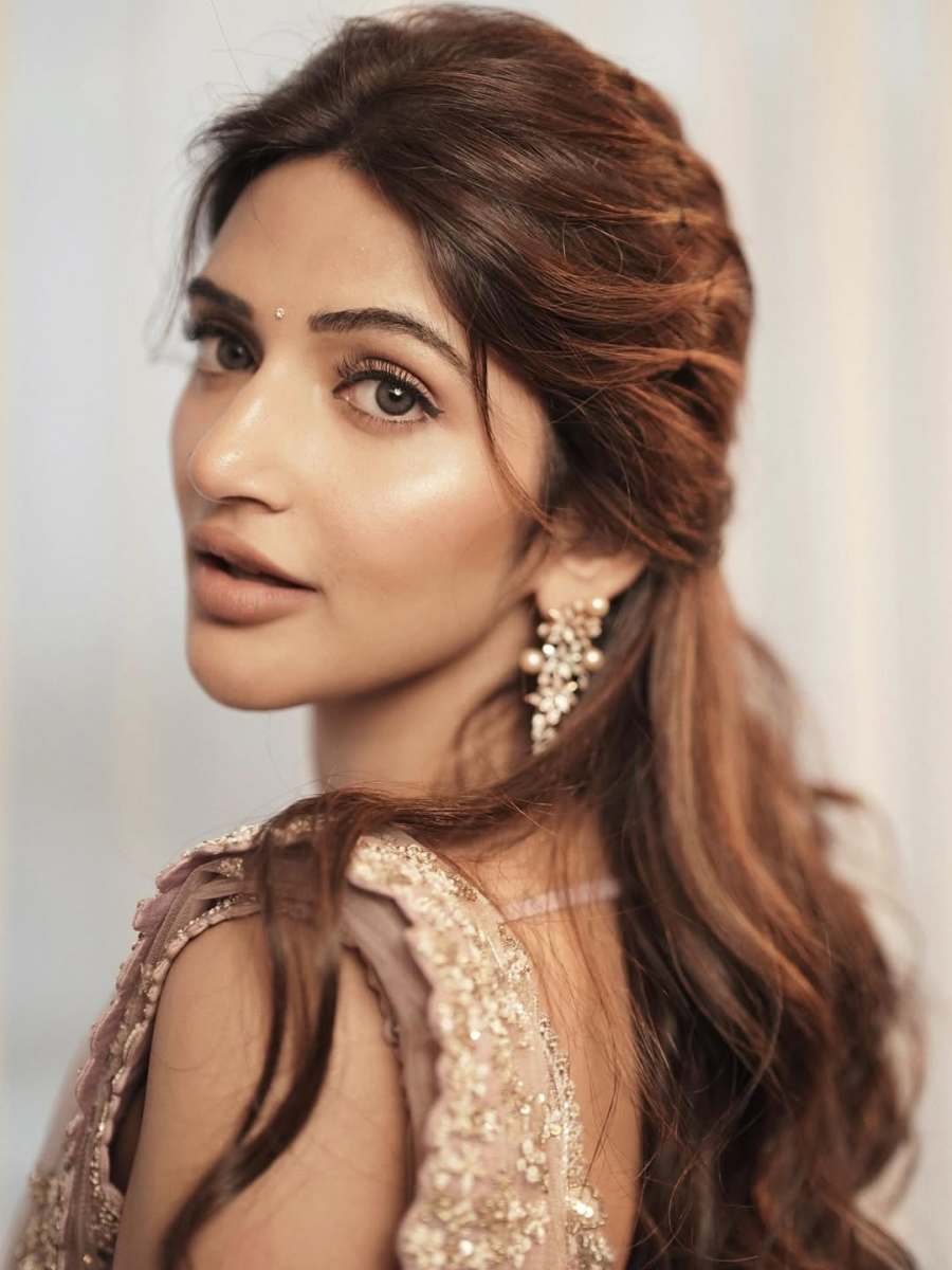 Sreeleela Latest Photos & HD Images Gallery