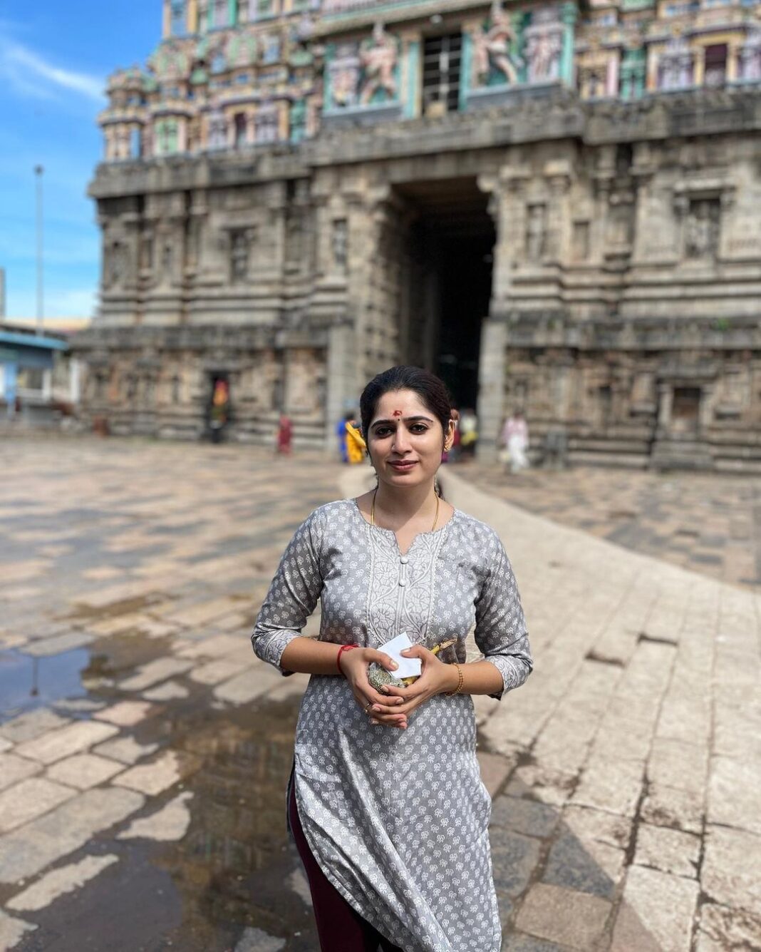 Shambhavy Gurumoorthy Wiki, Biography, Age, Family, Movies