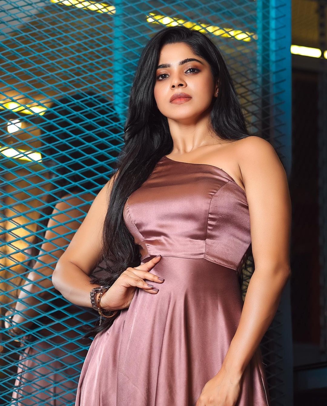 Divyabharathi Wiki, Biography, Age, Family, Movies